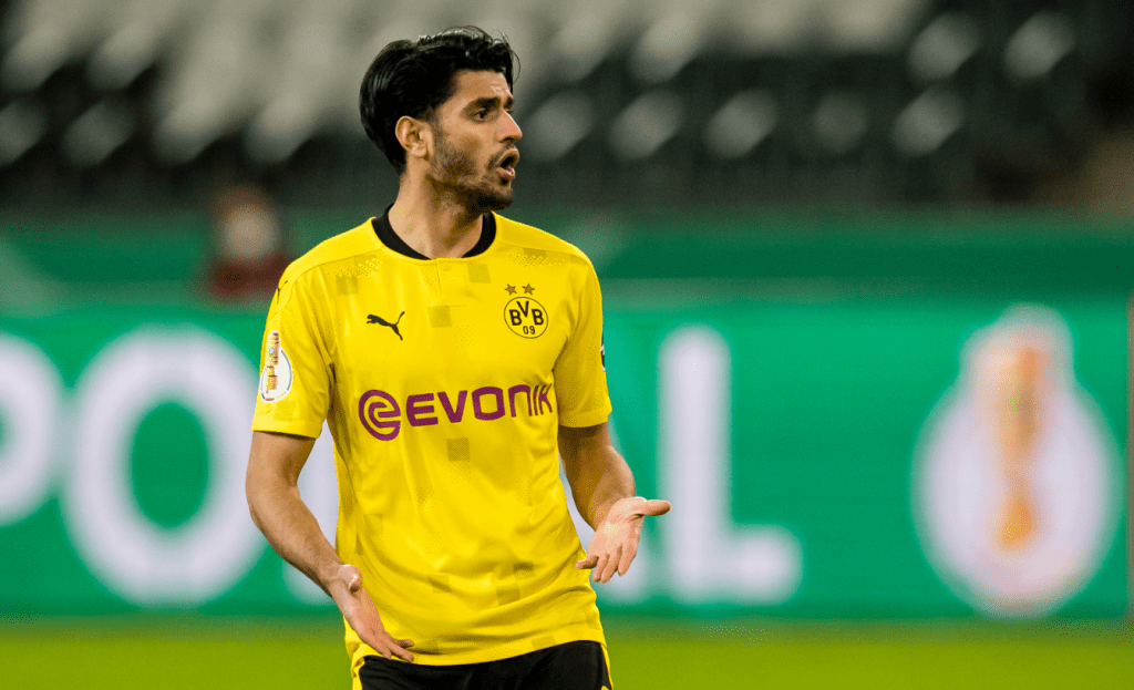 Oficjalnie: Mahmoud Dahoud przenosi się do Premier League. Zagra też w ...