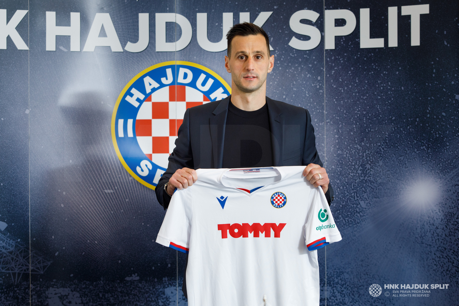 Oficjalnie: Nikola Kalinić ponownie w Hajduku Split